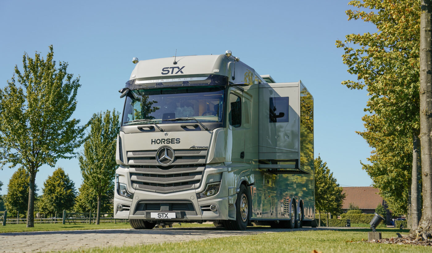 STX-Mercedes-Actros-L-23-048-37-1400x820 - SRM Vans Raynaud